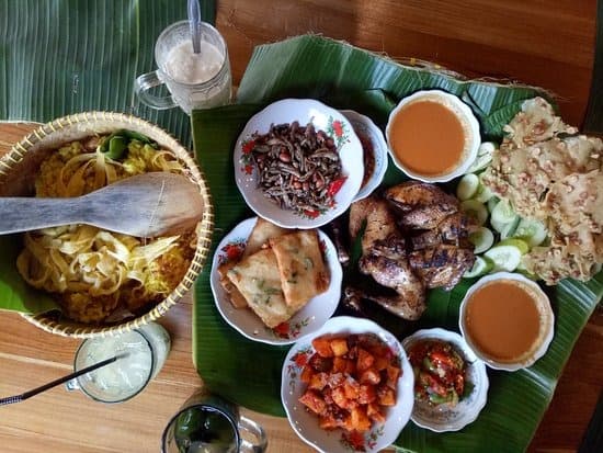 Rekomendasi 20 Tempat Makan Enak di Bogor - INFOWISATAID